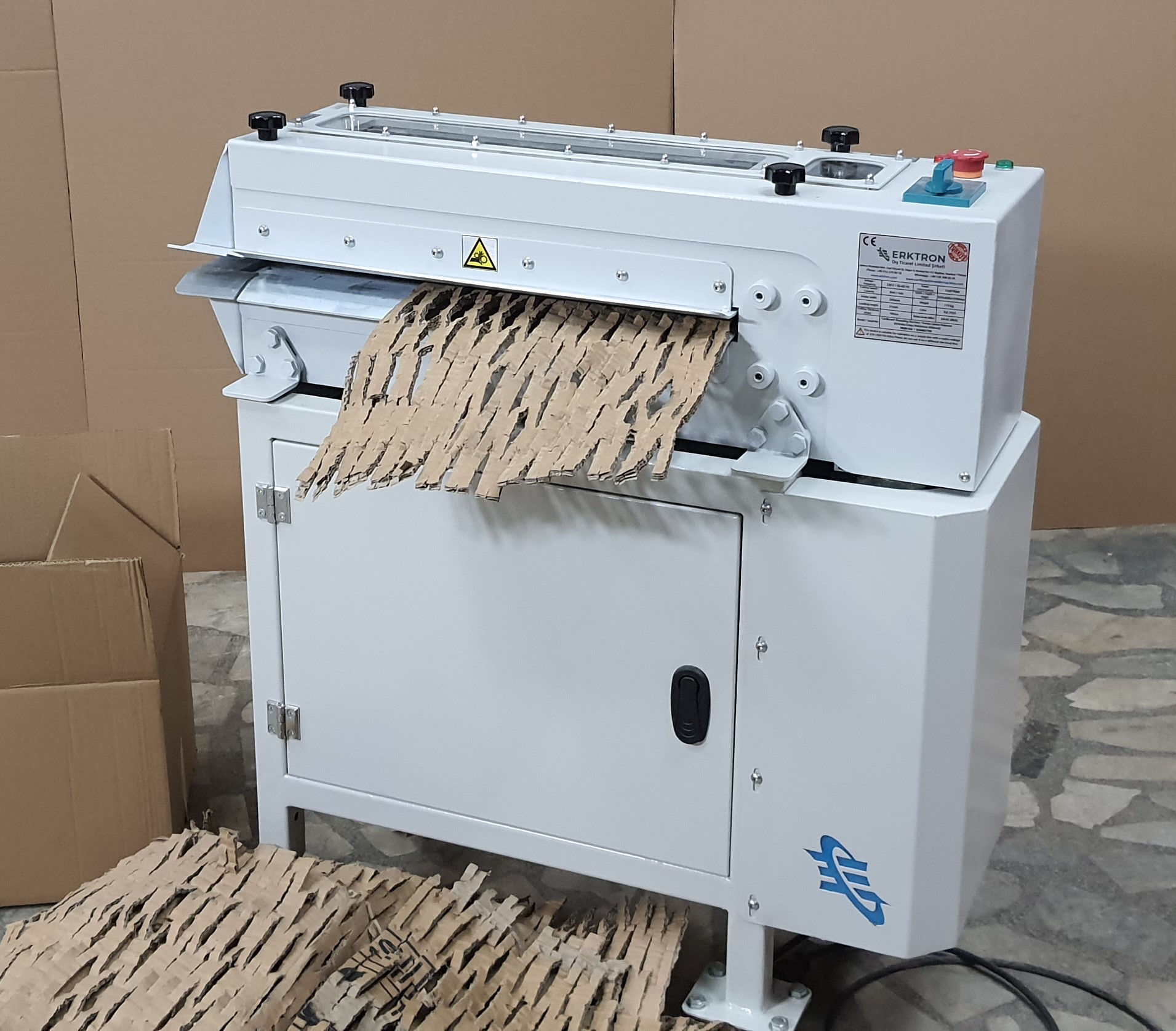 Scraps Of Paper Corrugated Box Expansion Cutting Machine, Crinkled ...